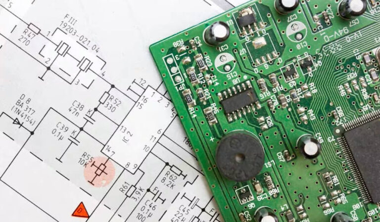 Signal Integrity in PCB Design: A Deep Dive into Layout Strategies